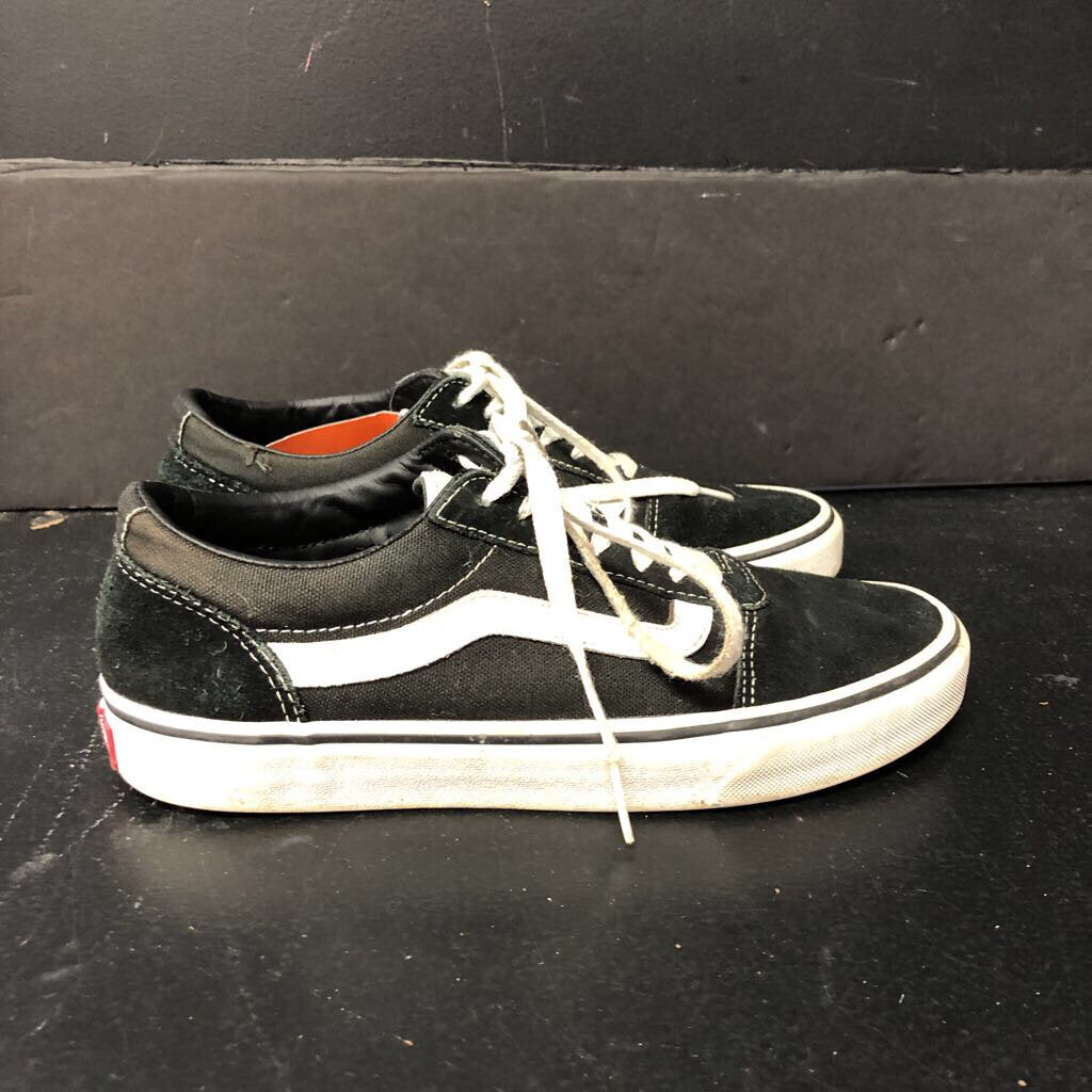 Boys Sneakers – Encore Kids Consignment